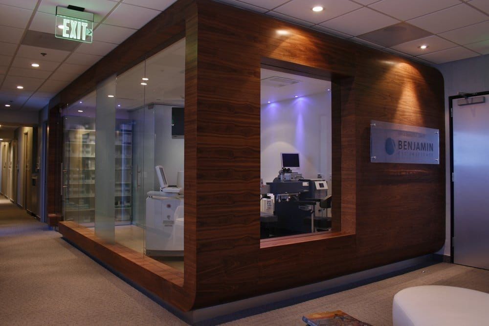 Dr. Arthur Benjamin, Окулисты, офтальмологи в США — SVOI.us