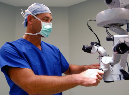 Dr. David J. Pinhas MD, Окулисты, офтальмологи в США — SVOI.us