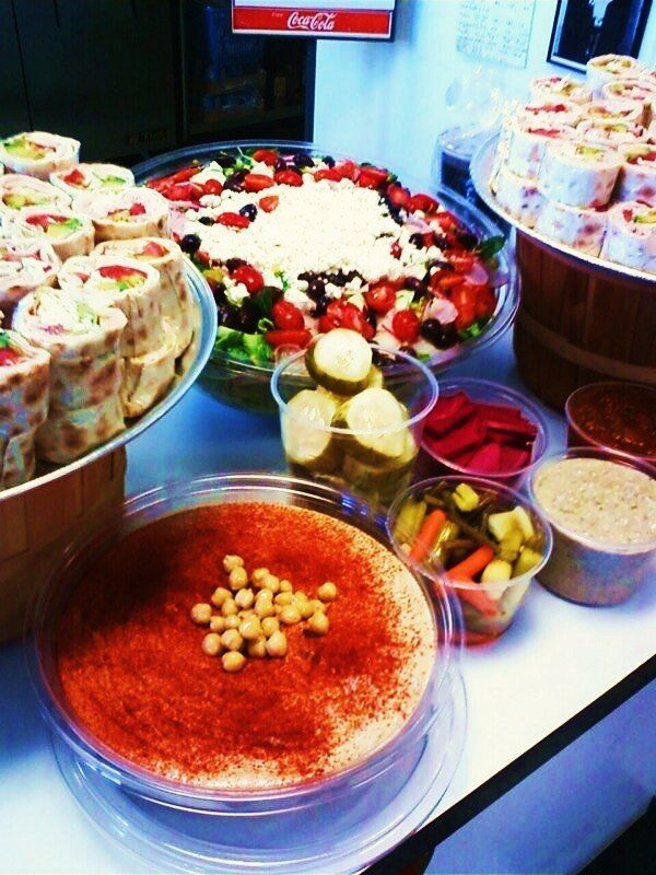 Tarzana Armenian Deli, Кафе, рестораны, кейтеринг в США — SVOI.us