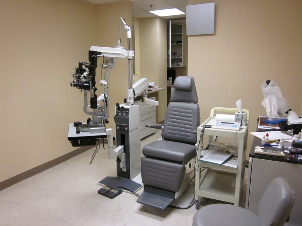 Доктор Наталья Тилки из Emerald Eye Center, Окулисты, офтальмологи в ...